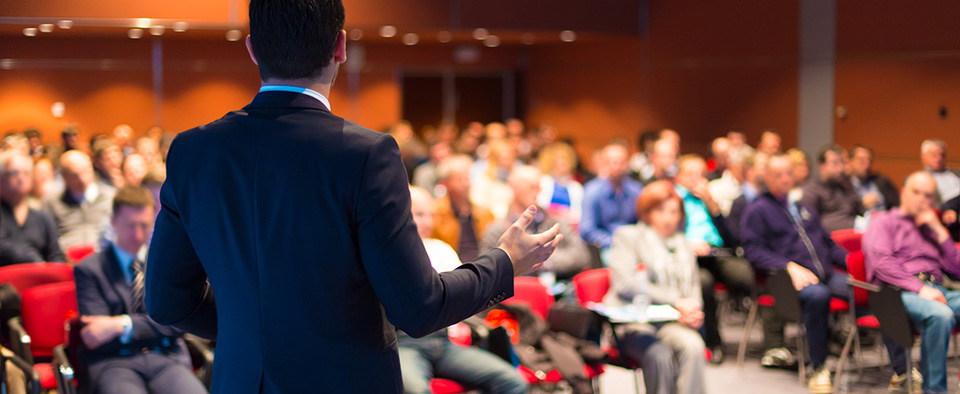 How to Speak Professionally: The Complete Guide for Beginners - Leadr